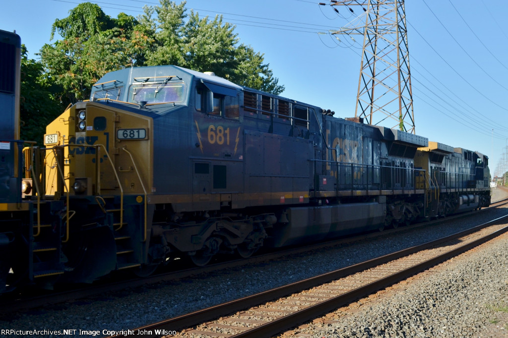 CSX 681